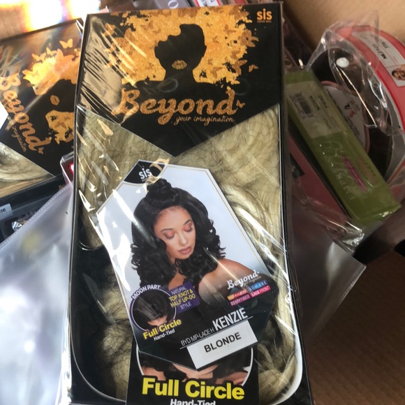 Hair | Zury Sis Beyond Your Dreams Kenzie Wig | Poshmark
